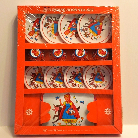 Red Riding Hood Tea Set | Toys | Vintage 96s Little Red Riding Hood Tea ...